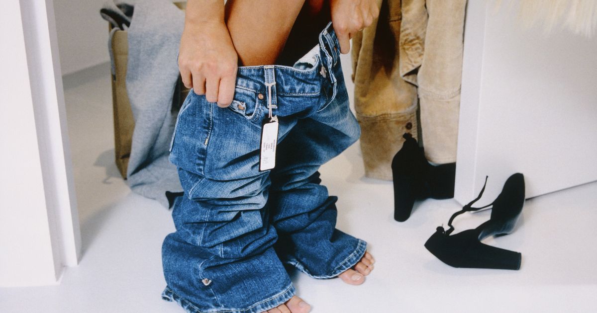 Rude Behavior by Customers: Clothing Store Employees Share Their ...